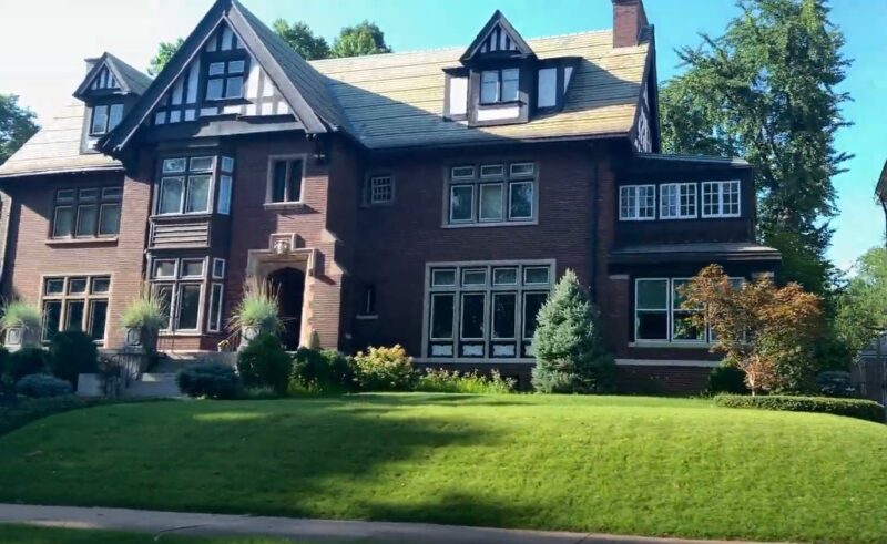 10 Key Facts About the St. Louis Population in 2024